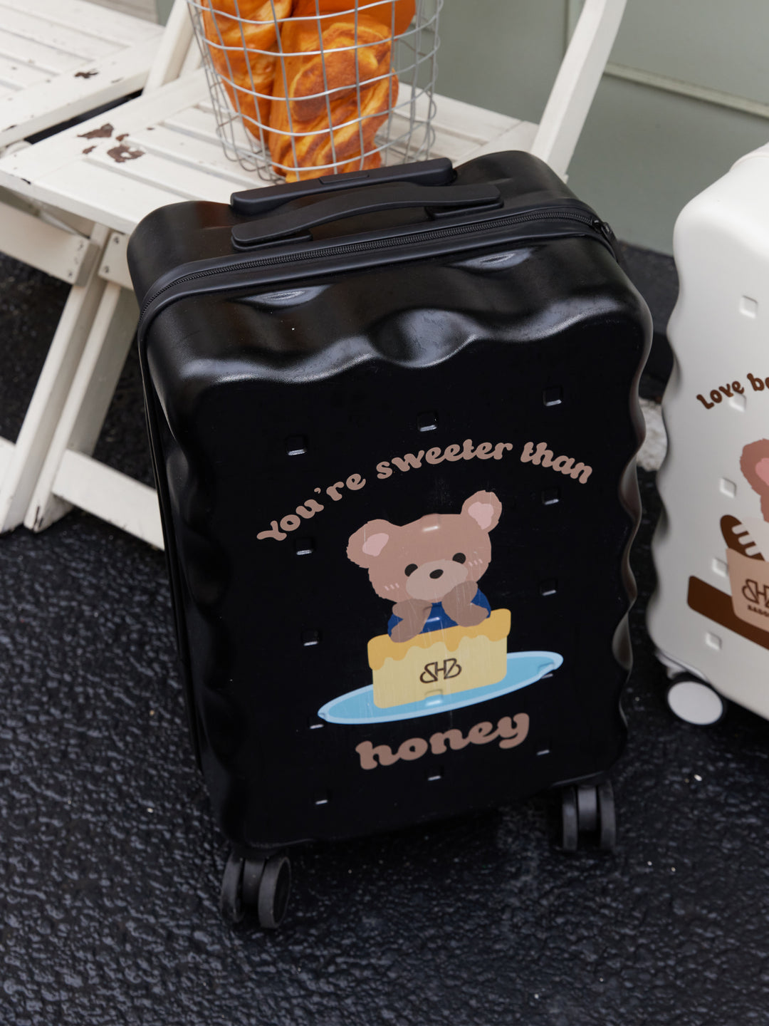 Toast 26-Inch Luggage Collection BLACK – B.Adore MY